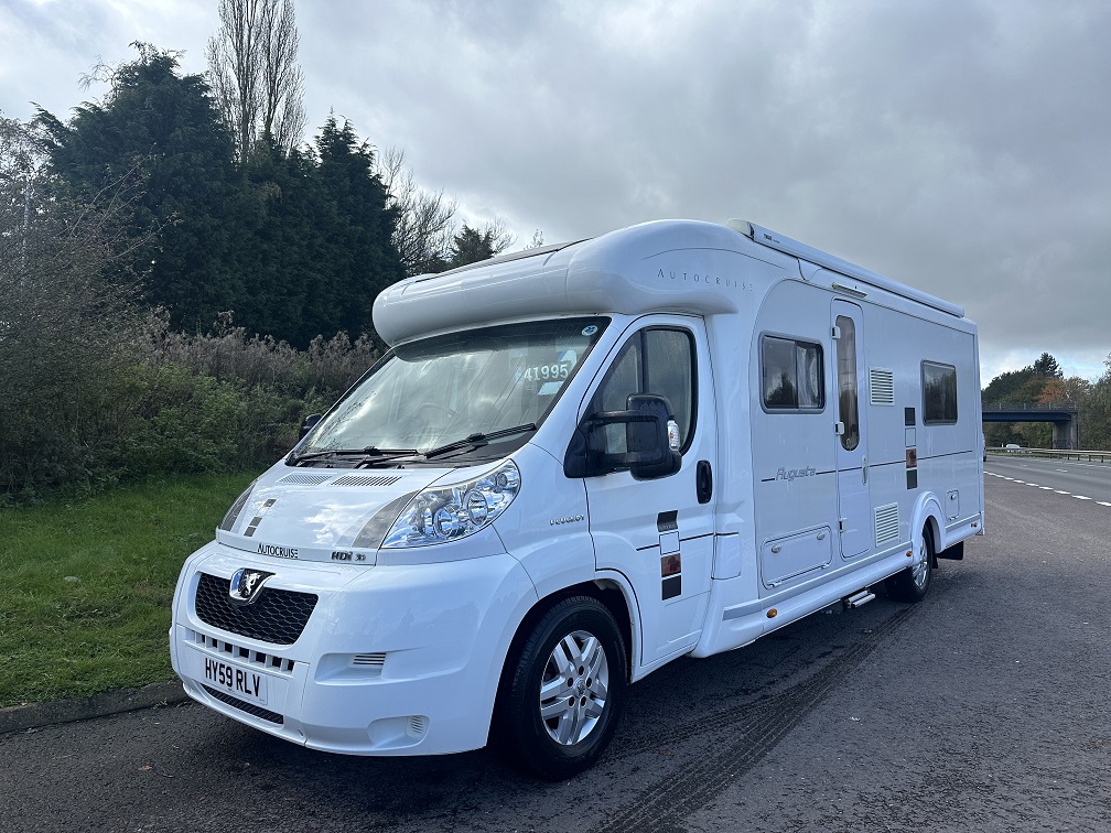 Home | Explore all motorhomes & campervans for sale at Timberland